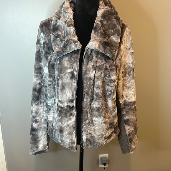 CAbi | Jackets & Coats | Cabi Grey Faux Fur Bomber Jacket | Poshmark
